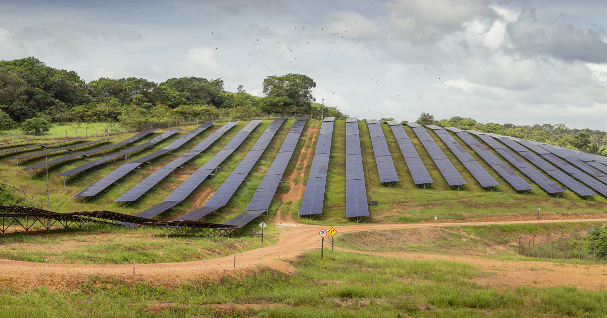 Hybrid power plant powers off-grid city in Amazon rainforest