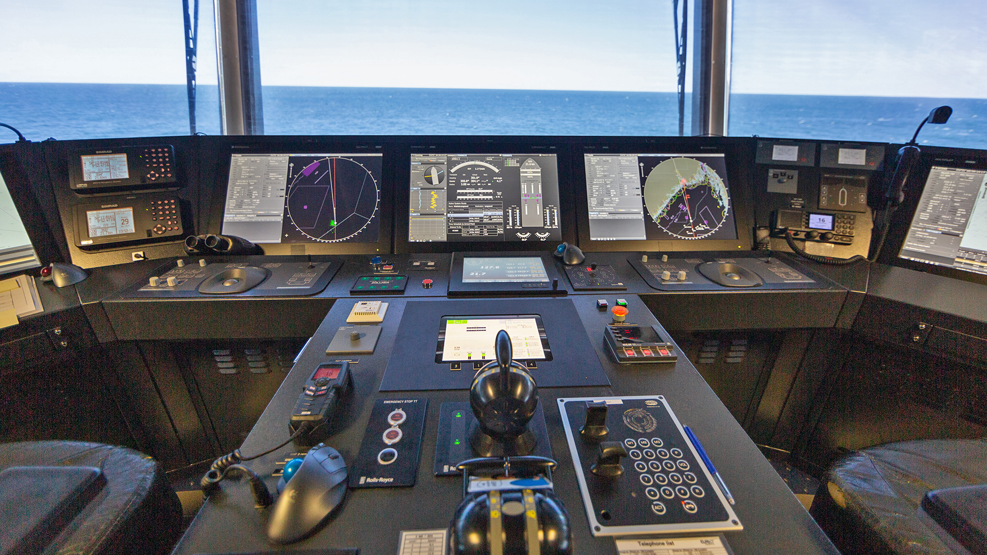 Instrumentation: Marine & Offshore Solutions | DEIF